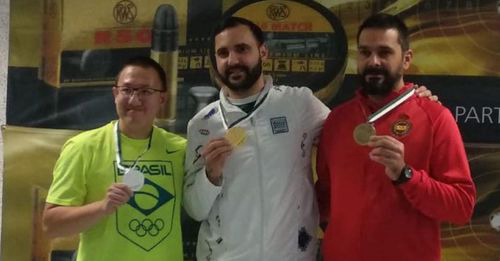 Felipe Wu conquista a medalha de prata na pistola de ar em tor ...